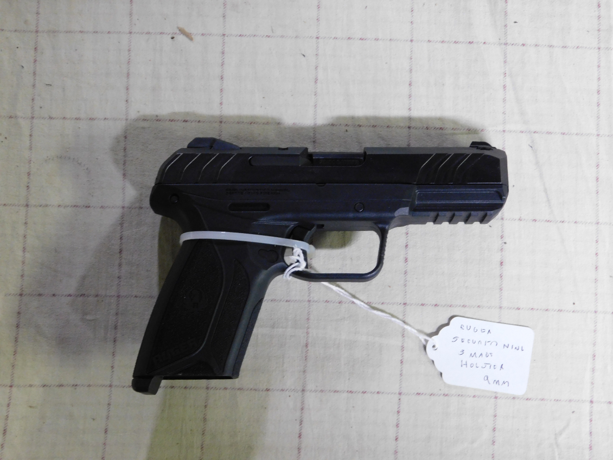 Ruger Security Nine 9mm Pistol Excellent condition includes three mags ...