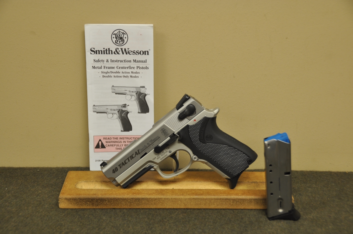 Smith & Wesson 4013tsw 40 Tatcical W/ 3.5 In. Barrel, 2-9rd Mags And ...