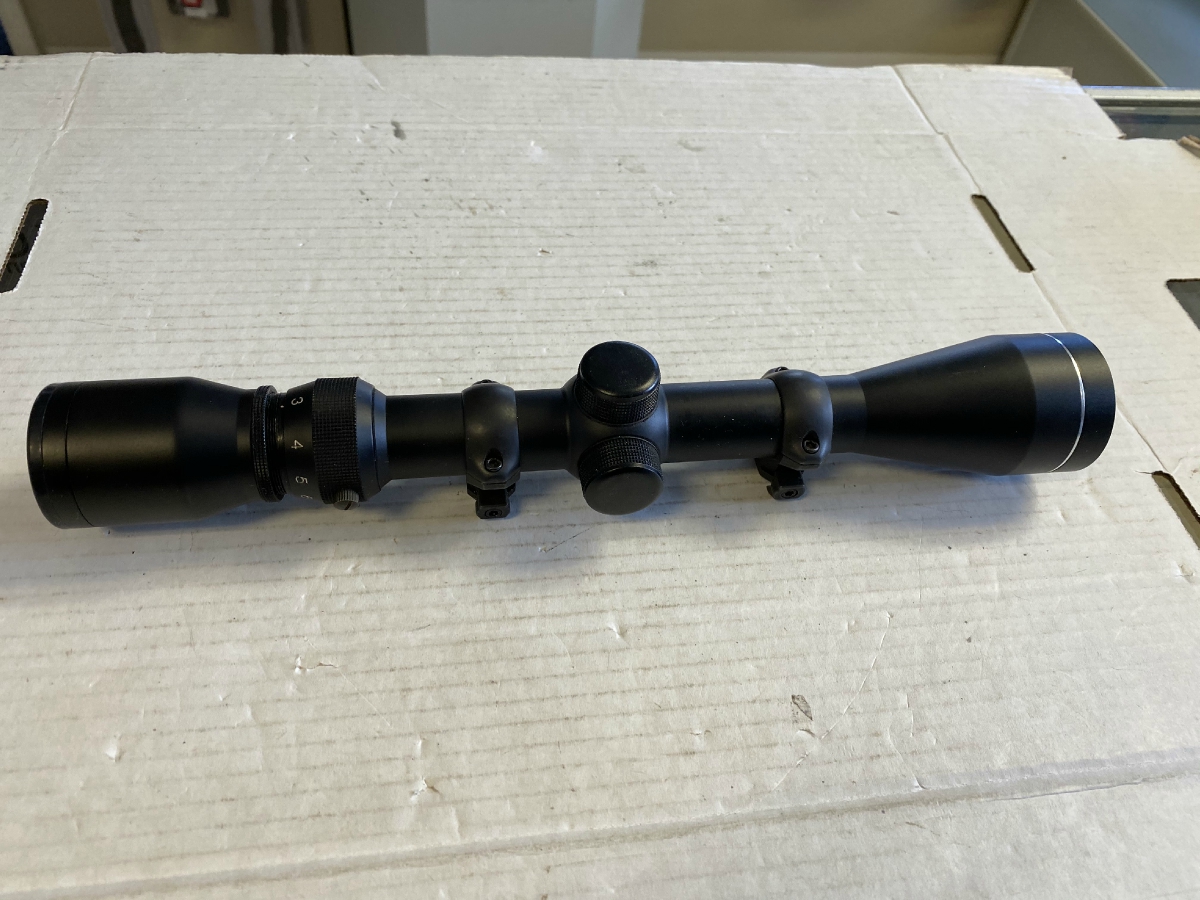 TASCO 3-9X40 RIFLE SCOPE WITH RINGS IN GOOD CONDITION 17077140 ...