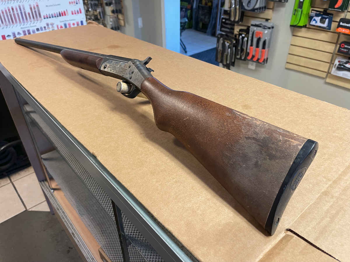 Harrington & Richardson MODEL 088 SINGLE SHOT SHOTGUN 28 INCH BARREL ...