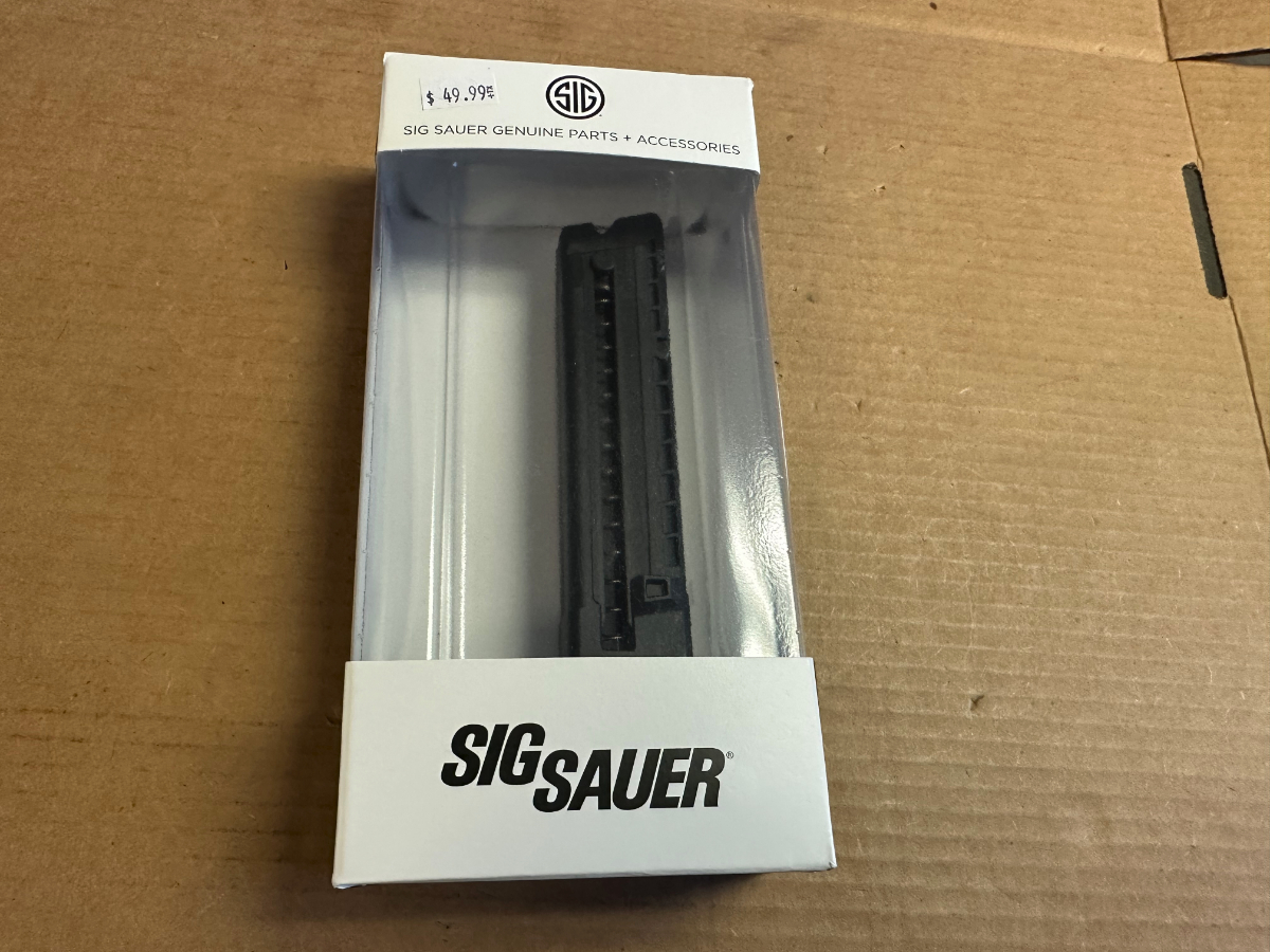 SIG Sauer 8900746 P322 25rd 22 LR For SIG P322, Black Polymer NEW IN ...