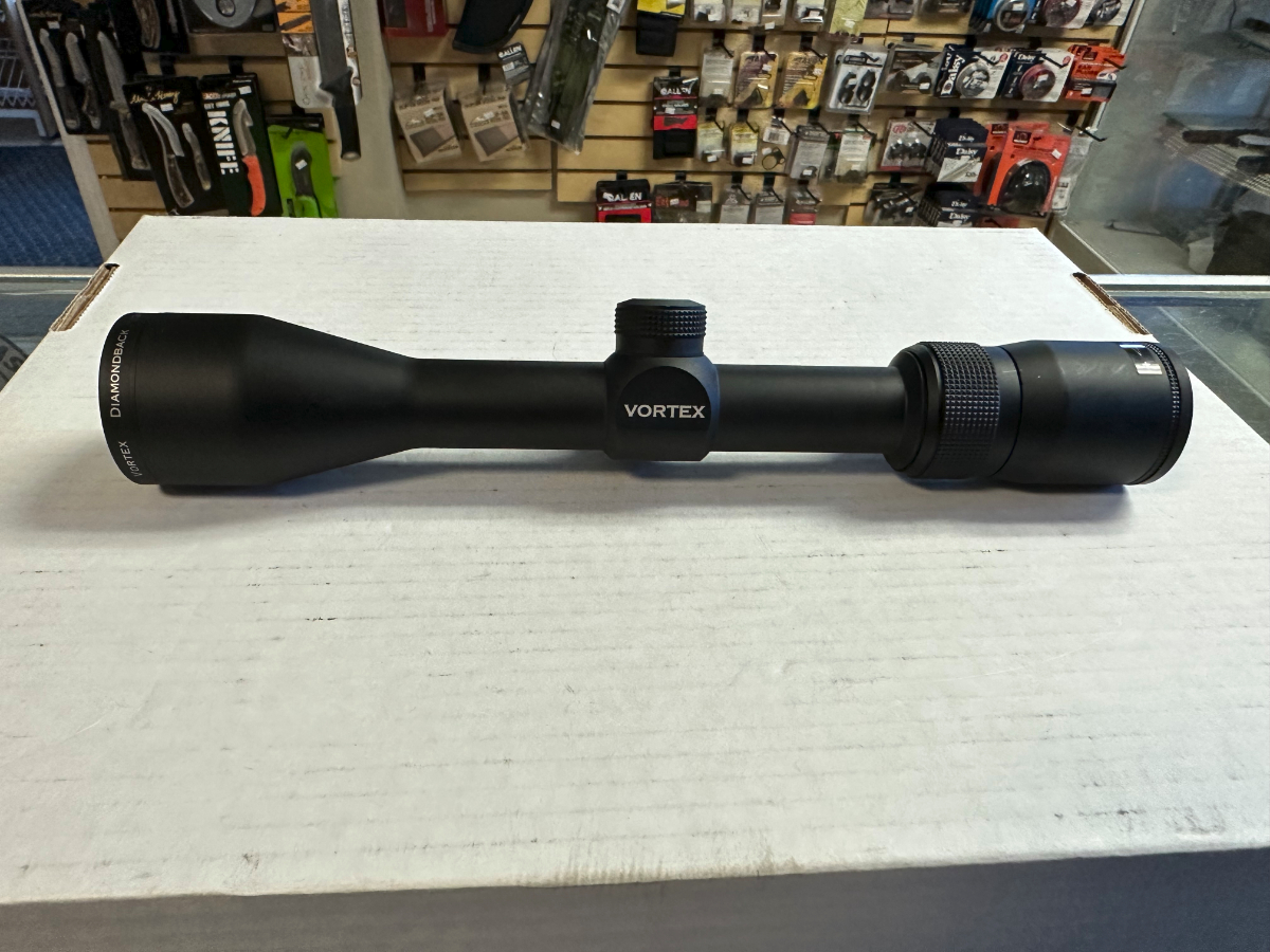 EXCELLENT USED VORTEX OPTICS USA DIAMONDBACK 3-9X40 RIFLE SCOPE NICE ...