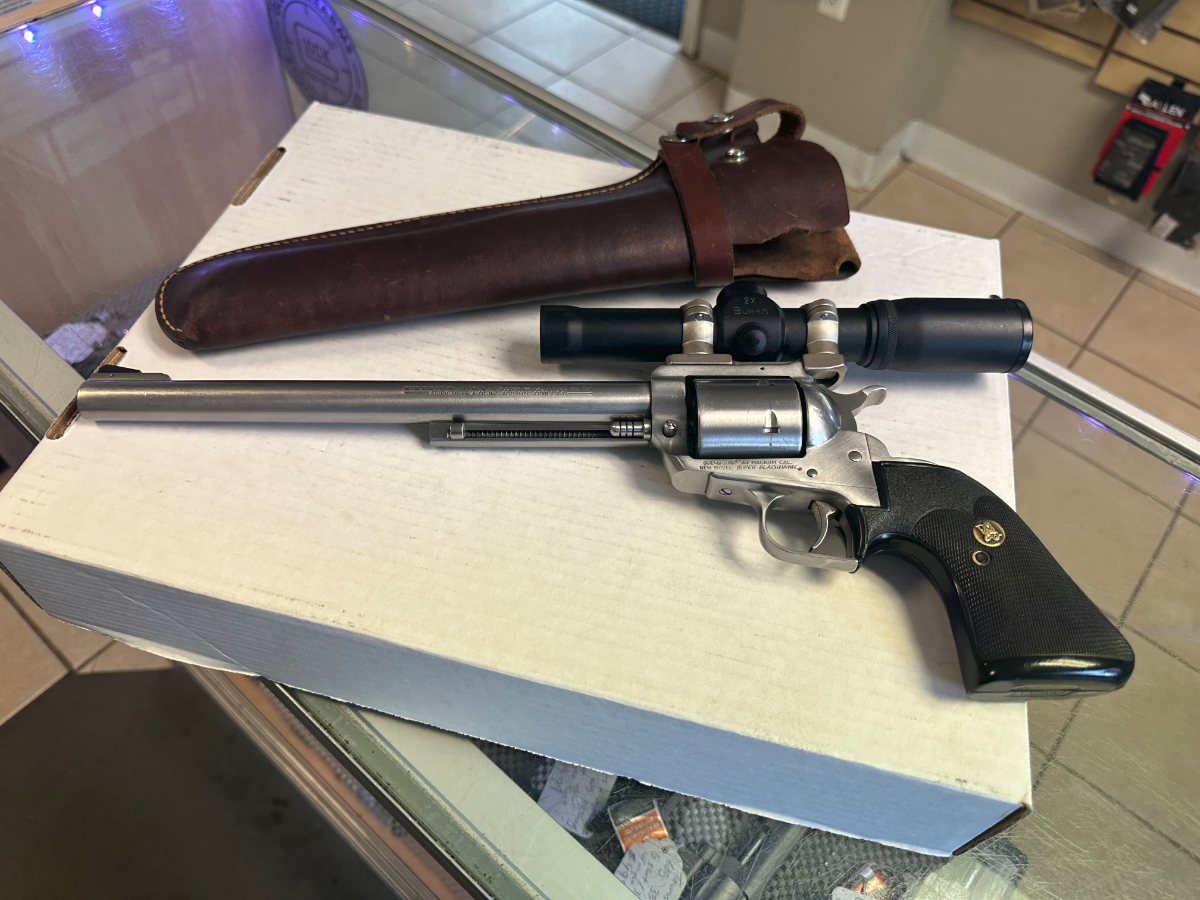 Pictures: Ruger NEW MODEL SUPER BLACKHAWK BURRIS SCOPE, HOLSTER 10.5 ...