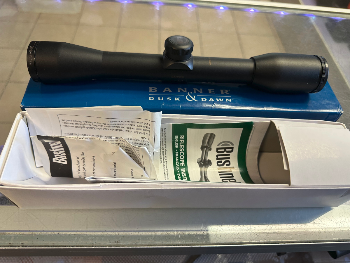 BUSHNELL BANNER DUSK & DAWN 4X32 RIFLE SCOPE CIRCLE-X RETICLE EXCELLENT ...