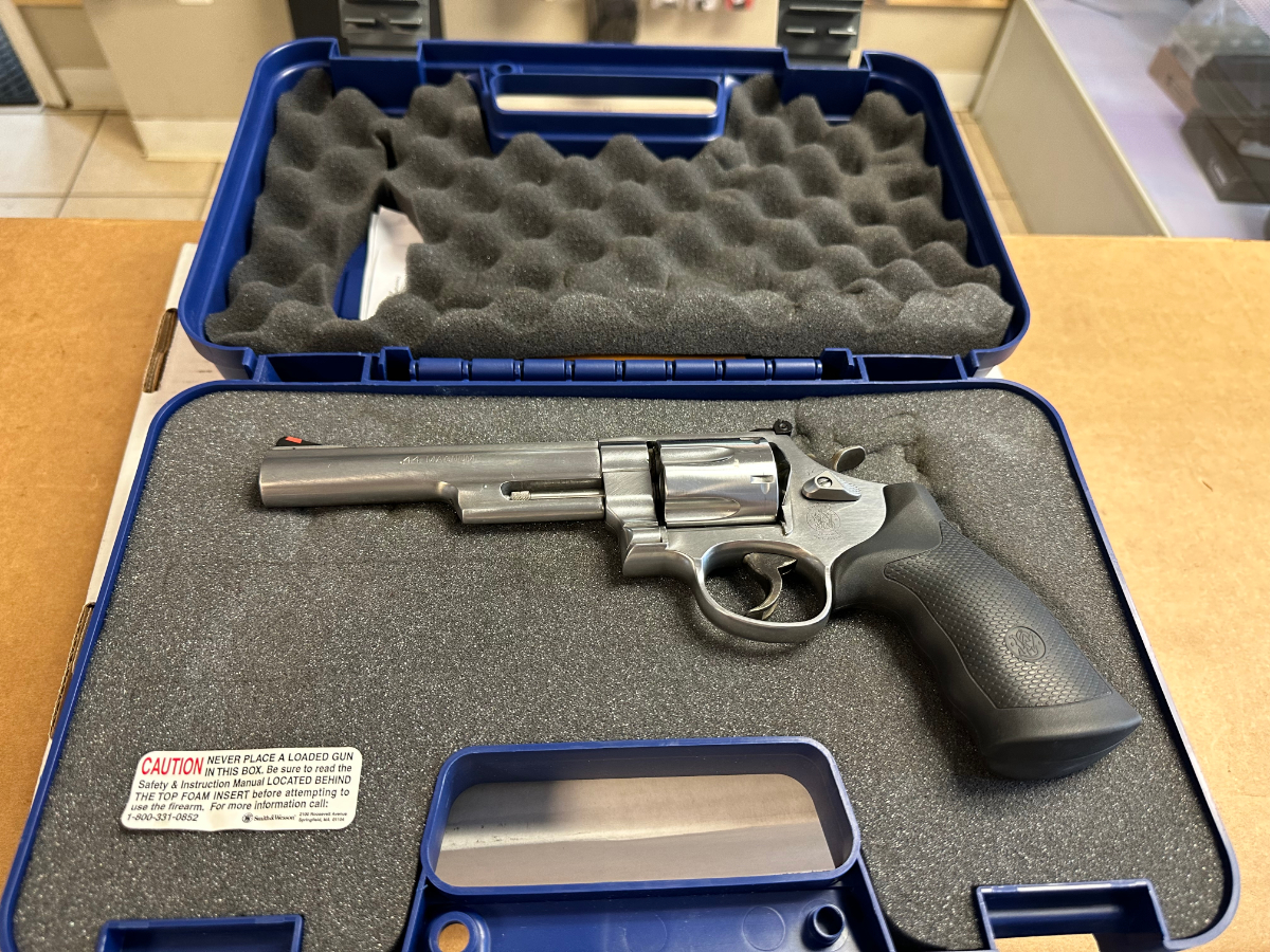 Smith & Wesson Model 629 Stainless Steel 6 inch Barrel & 6rd Cylinder ...