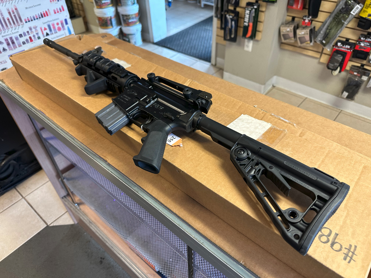 Colt MODEL SP6920 SP MODEL ONLY MADE IN 2011 16 INCH BARREL QUAD RAIL ...