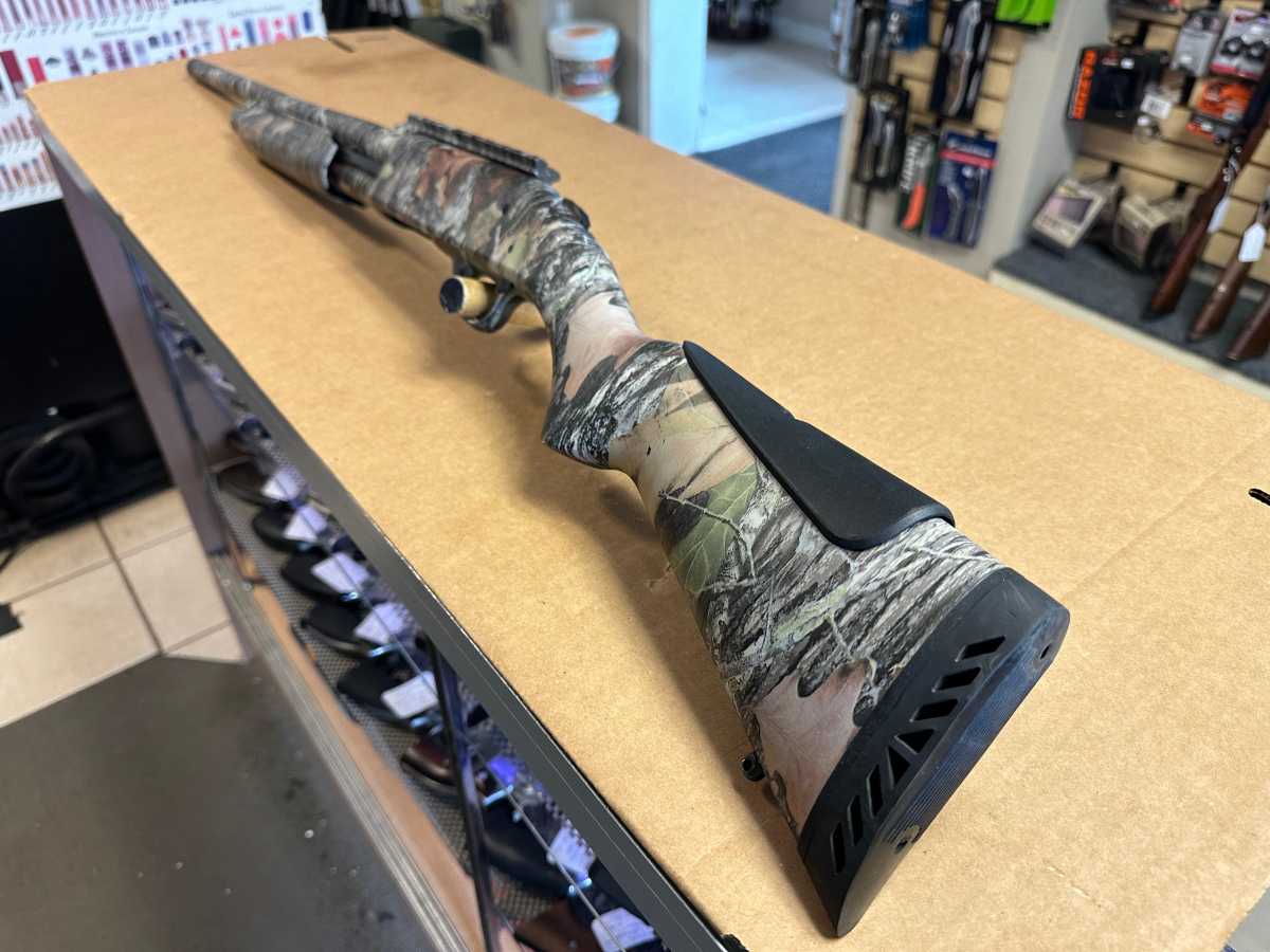 Mossberg MODEL 535 PUMP ACTION SHOTGUN ACCU CHOKE BARREL CAMO FINISH 3. ...