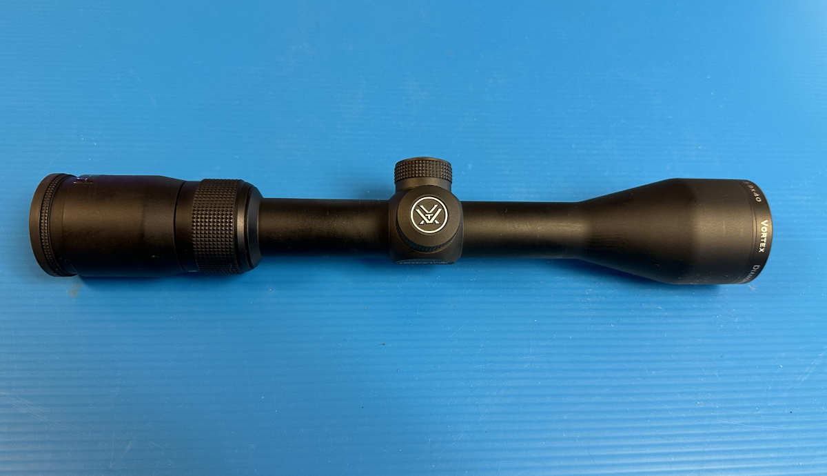 EXCELLENT VORTEX DIAMONDBACK 3-9X40 RIFLE SCOPE IN EXCELLENT CONDITION ...