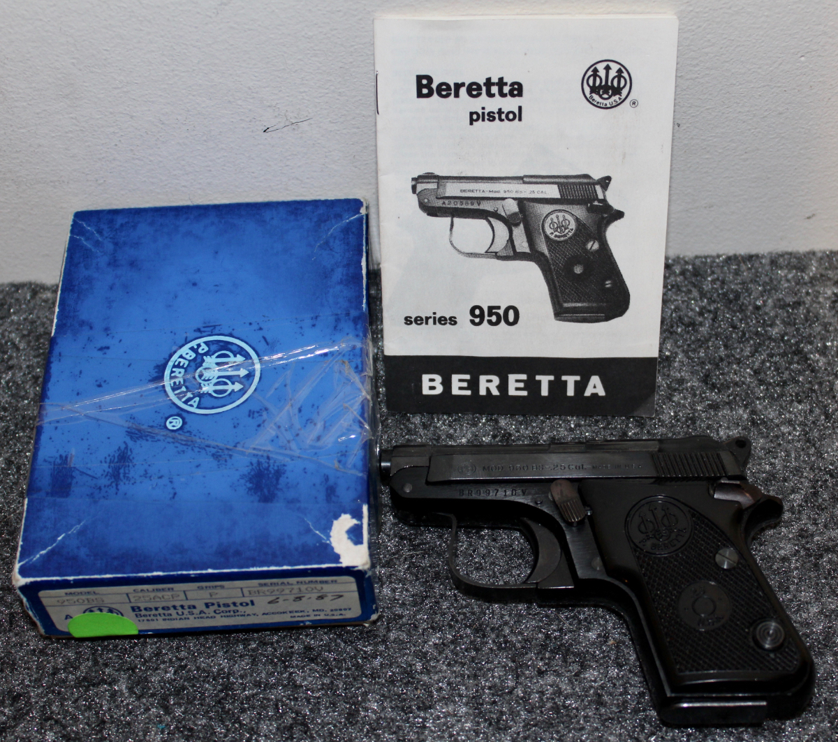 25acp Jetfire Pistol By Beretta W/Original Box And Paperwork .25 Acp ...