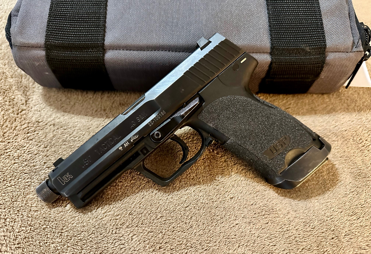 Heckler & Koch USP 40 Tactical V7 LEM w/Jet Funnel 17343027 ...