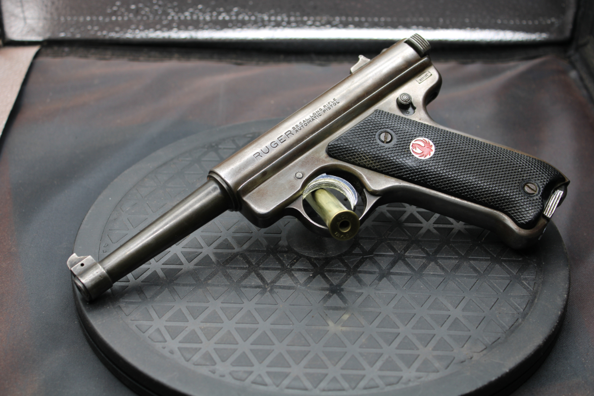 RUGER "AUTOMATIC PISTOL" .22 AUTO. FIRST SERIES BEFORE MARK I. .22 LR ...