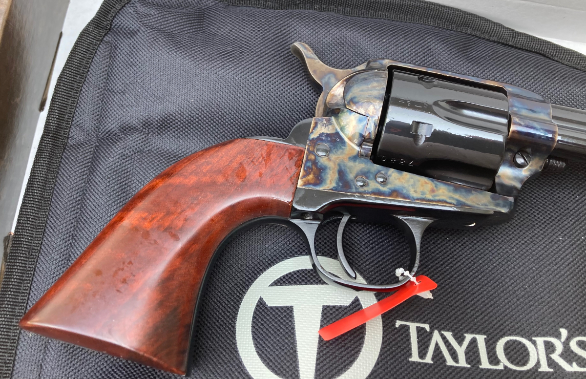 Taylors and Company SAA 1873 Model Beautiful Taylor Cattleman Case ...