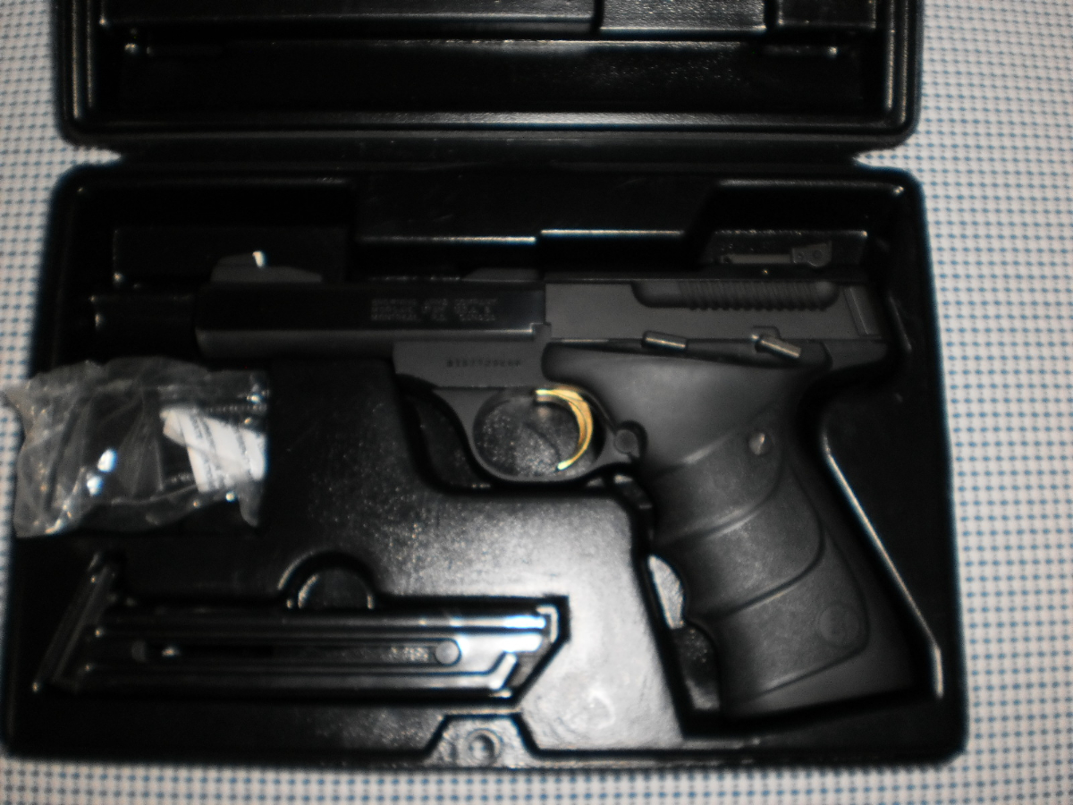 Browning Buck Mark Standard Micro 22 LR 4" 10+1 LNIB Super Clean .22 LR ...