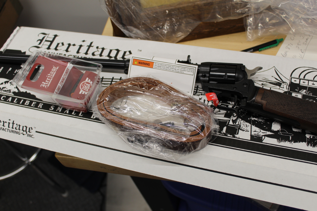 Heritage HERTIAGE STAGECOACH GUN LIMITED EDITION 22/22MAG NEW IN THE ...