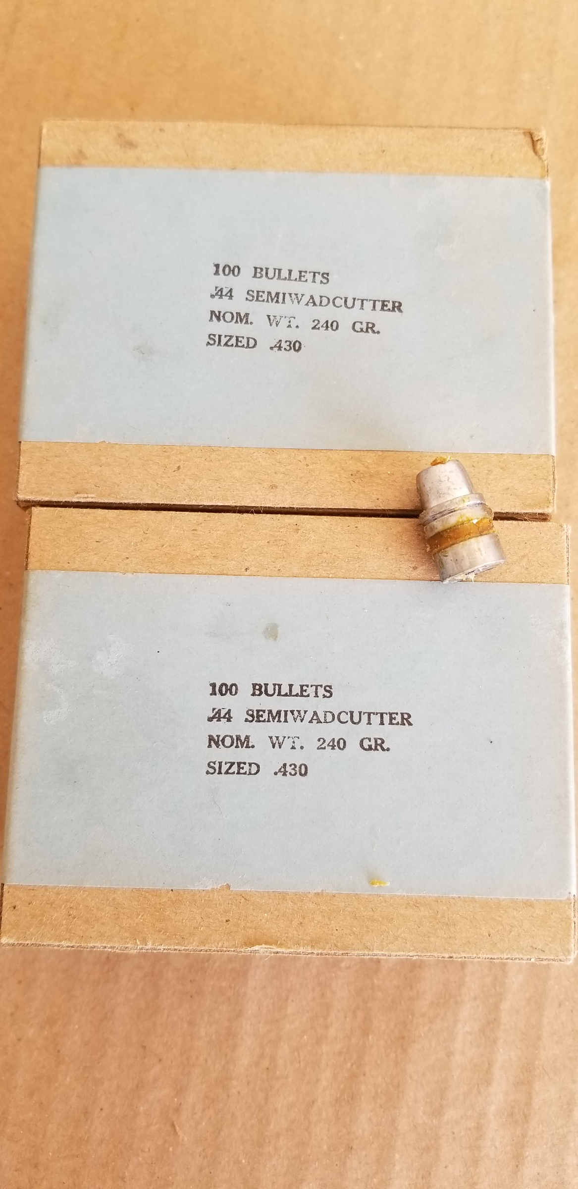 Unknown .44 CAL. 240 GR. .430" SEMI WAD CUTTER LEAD BULLETS .44 Mag ...