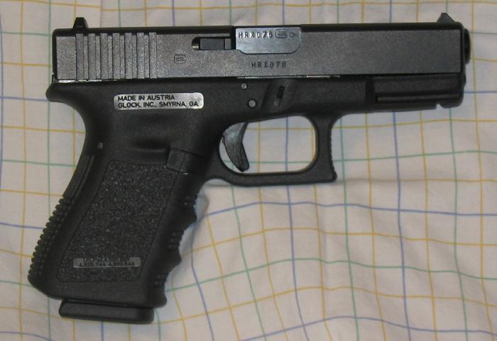 Glock Model 23 Pistol, 40 S&W, Two Hi Cap Mags For Sale at GunAuction ...