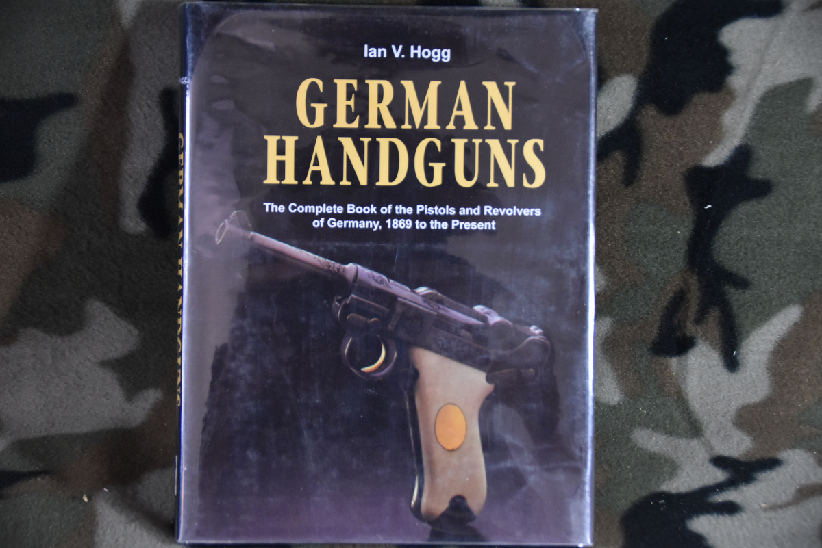 German Handguns By Ian Hogg Excellent Condition 17336807 - GunAuction.com
